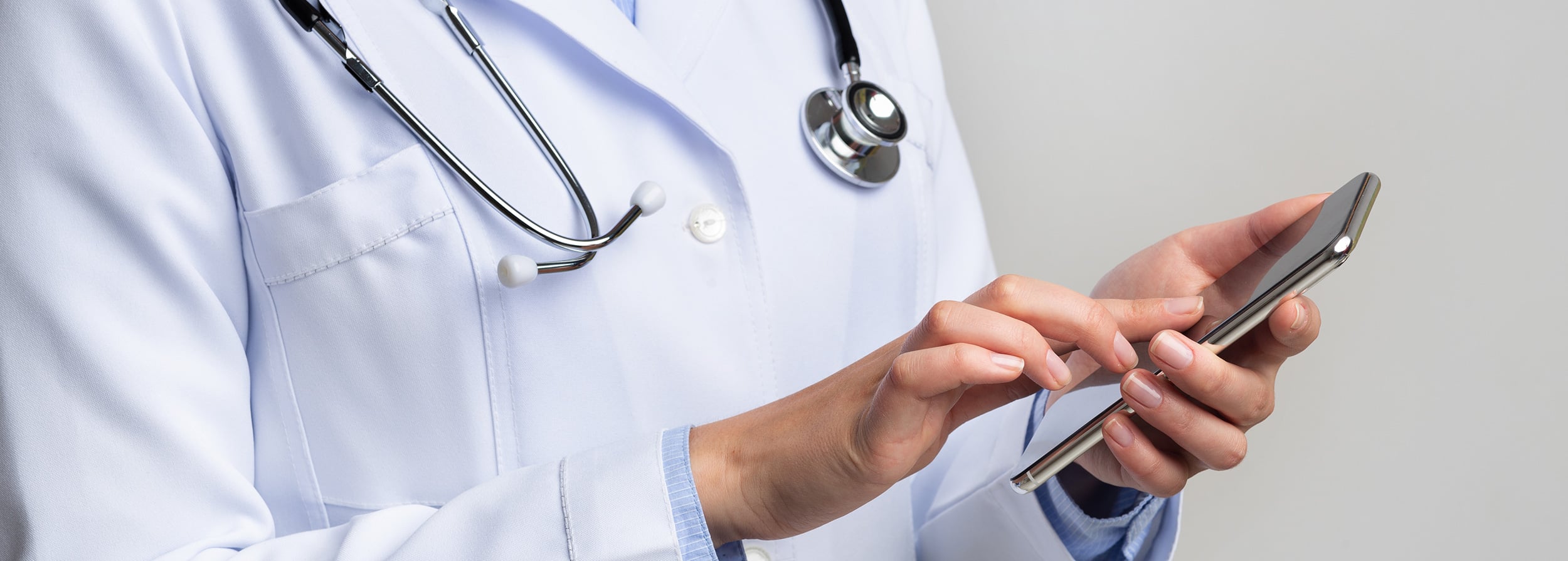 5 Types of Healthcare Mobile Apps That Every Doctor Should Know